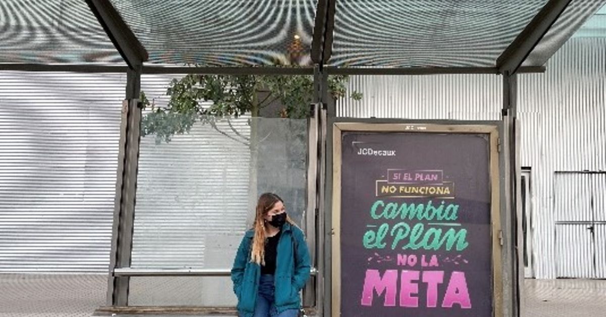 JCDecaux anima las calles con su campaña #Modopositivo | Cámara Franco ...